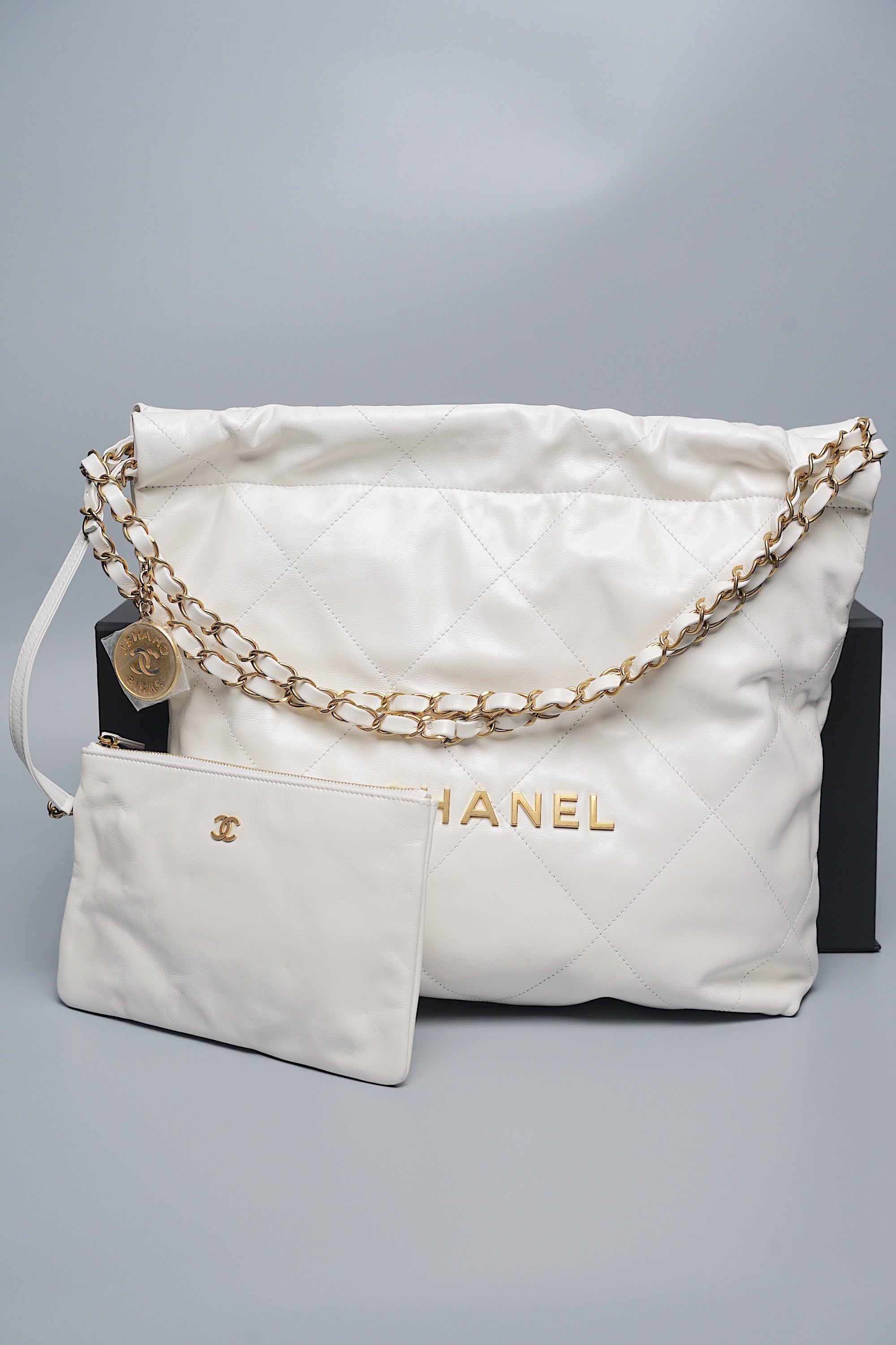 Chanel 22 Small in White Ghw (Brand New) – BRANDPORTER